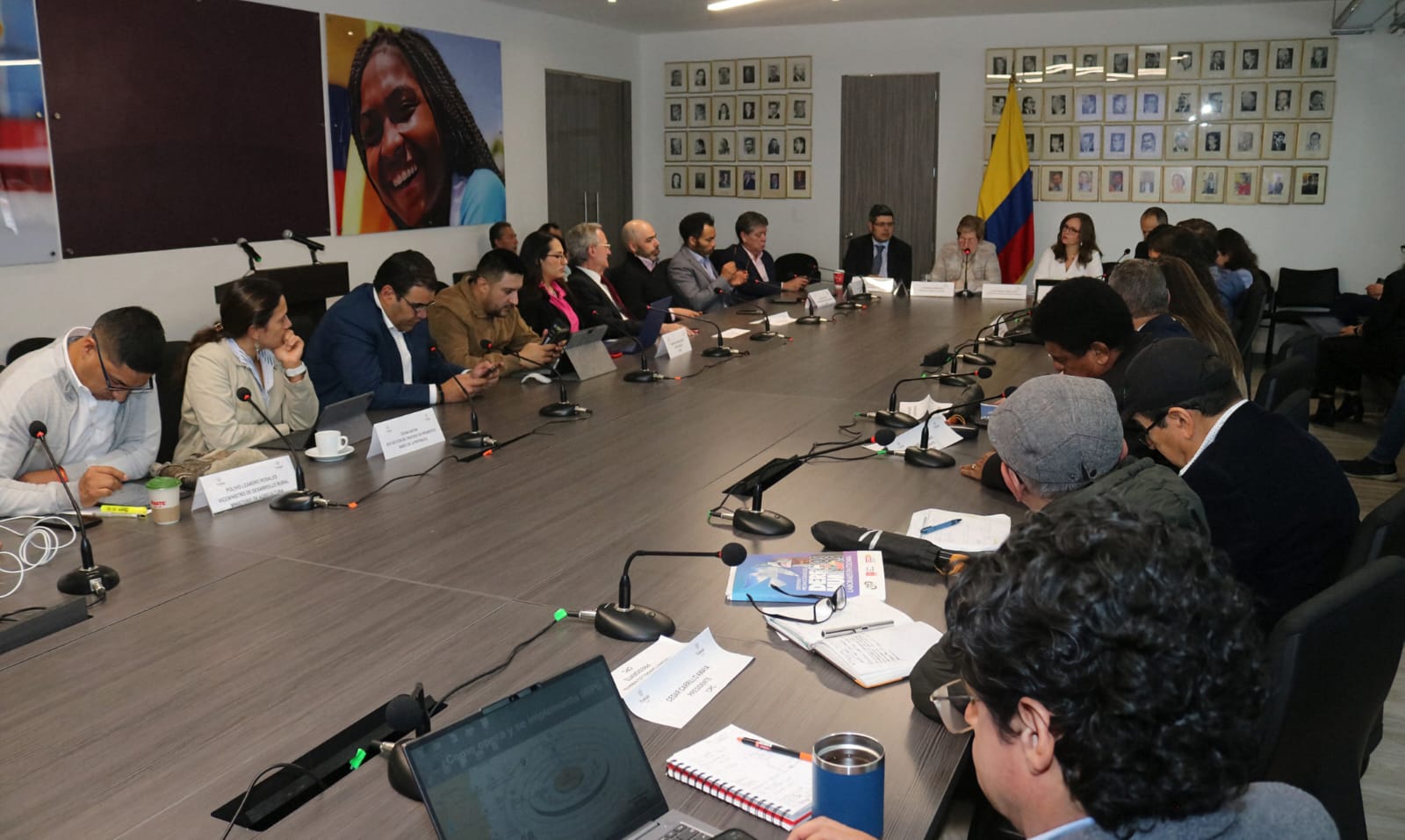 Salario mínimo: Gobierno definirá el aumento tras falta de acuerdo